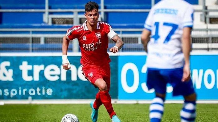 BEK Timnas Indonesia Bakal Dijual FC Twente, Mees Hilgers Harganya Rp ...