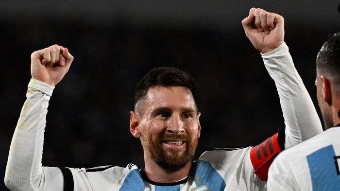 Gara-gara Insiden Lionel Messi Diludahi Terekam CCTV, Reaksi Pelatih ... Gara-gara Insiden Lionel Messi Diludahi Terekam CCTV, Reaksi Pelatih ...