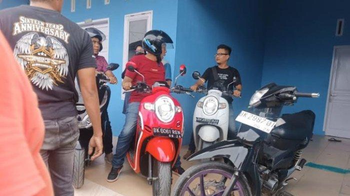 Gerebek Rumah Diduga Gudang Motor Curian di Percut Seituan, Polisi Sita 9 Motor dan Periksa ...