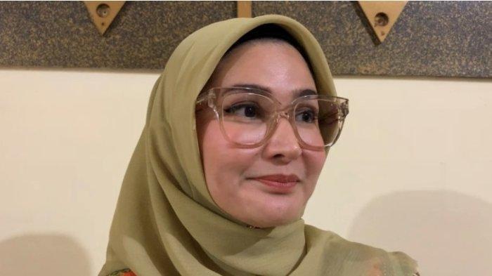 SOSOK Nanda Indira Dendi, Istri Bupati Pesawaran Siap Maju Gantikan ...