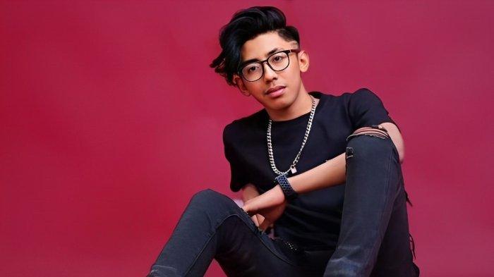 Sosok Nazmi, TikTokers Jambul Viral Usai Diduga Lakukan Pelecehan ...