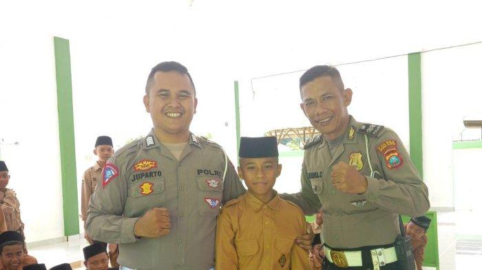 Police Goes To School Ops Zebra Toba 2022, Polres Sergai Edukasi Pelajar Tertib Berlalu Lintas ...