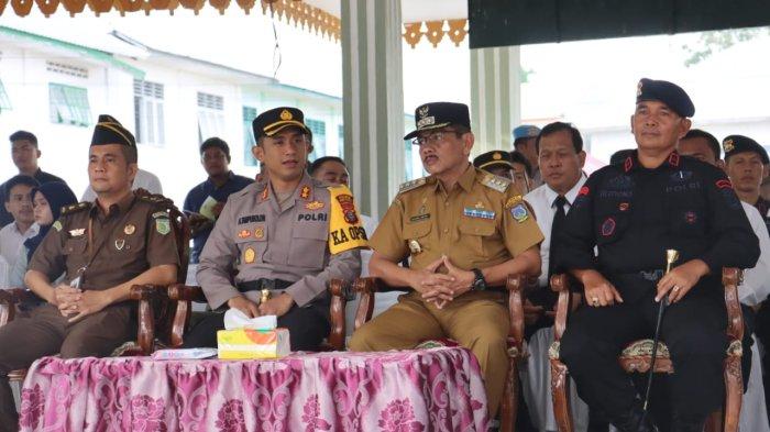 PAM Idul Fitri 1444 H, Polres Tebingtinggi Gelar Apel Pasukan Ops Ketupat Toba 2023 - Tribun ...