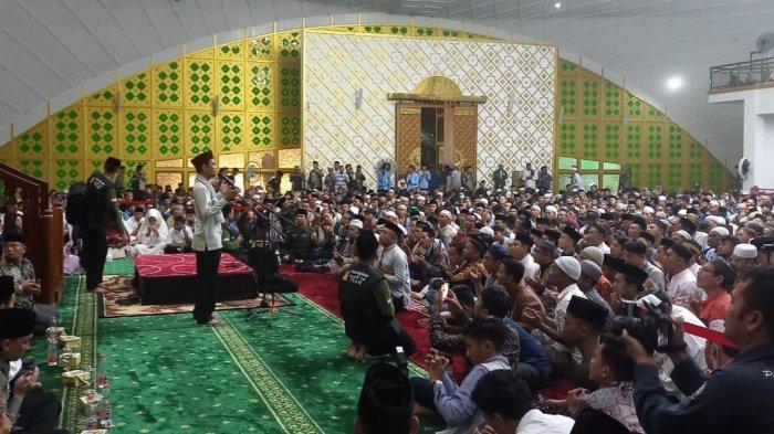 Tabligh Akbar Ustaz Abdul Somad, Kapolresta Deliserdang Lakukan Ini - Tribun-medan.com