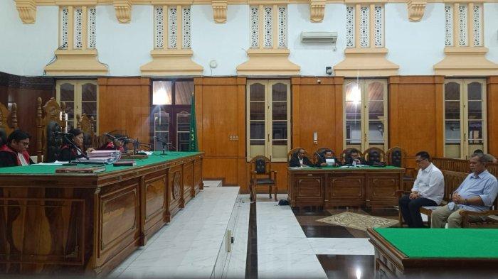 Baca Pledoi, dr Aris Yudhariansyah Akui Tidak Pernah Menerima Uang ...