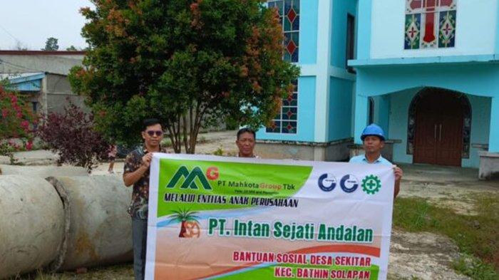 PT Intan Sejati Andalan Salurkan Bansos seperti Rumah Ibadah, Fasilitas ...