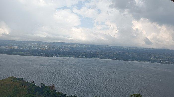 Panatapan Aek Rangat Samosir, Tempat Menenangkan Pikiran Sambil Menatap ...
