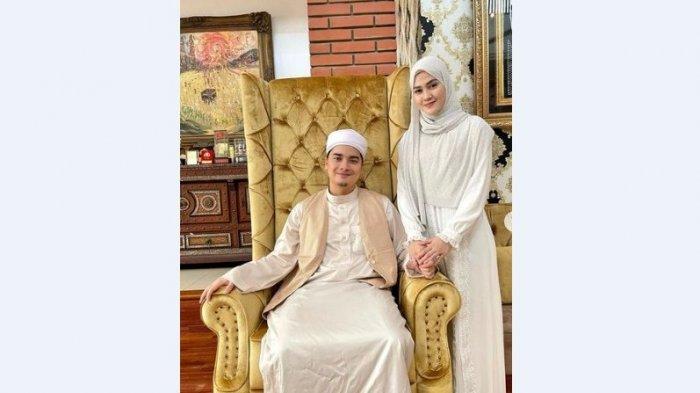 Julukan Pelakor Masih Melekat, Alvin Faiz Pamer Momen Anniversary ...