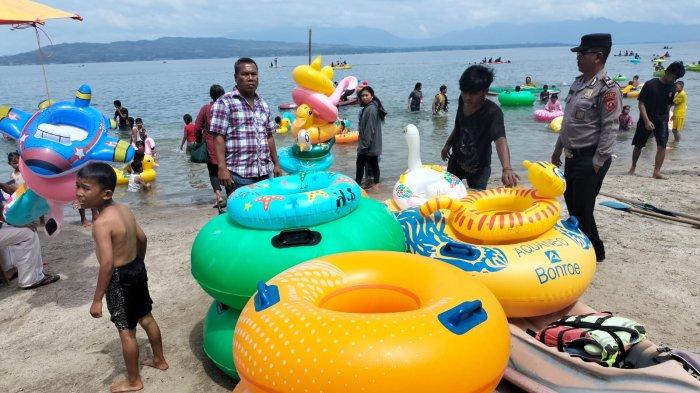 Liburan Akhir Pekan, Polsek Balige Patroli di Obyek Wisata Pantai Bulbul - Tribun-medan.com