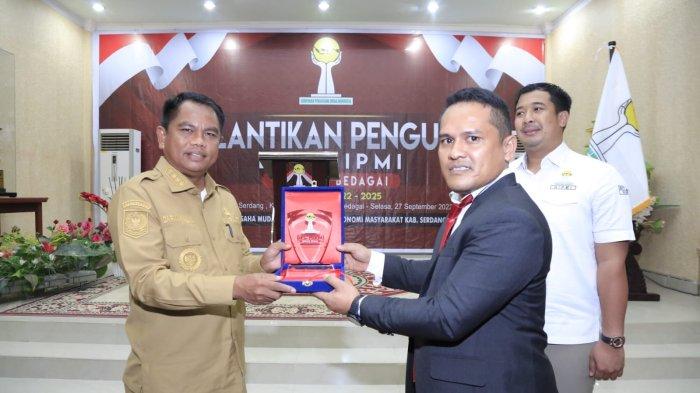 Dilantik Jadi Ketua HIPMI Sergai, Bupati Darma Harap Goppal Tumbuhkan Lebih Banyak Pengusaha ...