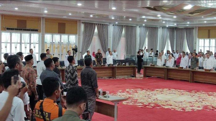4 Poin Ikrar Sumpah Deklarasi Netralitas ASN di Rakor Pilkada 2024 - Tribun-medan.com
