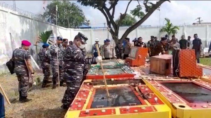 Pomal Lantamal I Belawan Bakar Mesin Judi Tembak Ikan dan Mesin ...