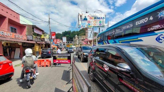 Dishub Alihkan Kendaraan di Kota Wisata Parapat Lewat Simpang ...