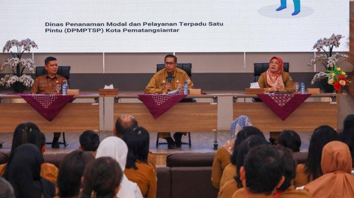 Matheos Tan Sosialisasikan Aplikasi Simponi untuk Perizinan, Layanan ...