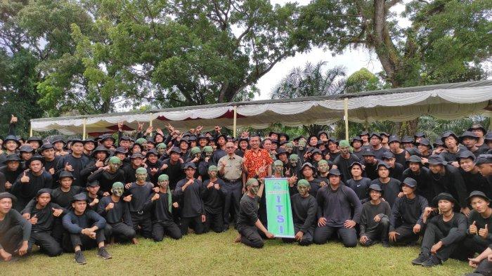 Resmi Tutup POSBUN Mahasiswa Baru, ITSI Bentuk Mahasiswa Bermental ...