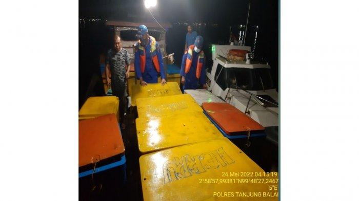 Jaga Keamanan, Satpolair Polres Tanjungbalai Lakukan Patroli dan Pemeriksaan Perairan - Tribun ...