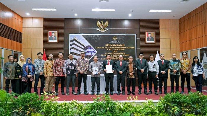 Serahkan LKPD 2023 ke BPK, Pj Gubernur Sumut Target Peroleh WTP ke-10 - Tribun-medan.com