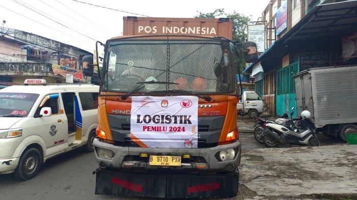 Polres Sibolga Kawal Ketat Distribusi Logistik Pemilu Tahun 2024 ke Gudang KPU - Tribun-medan.com