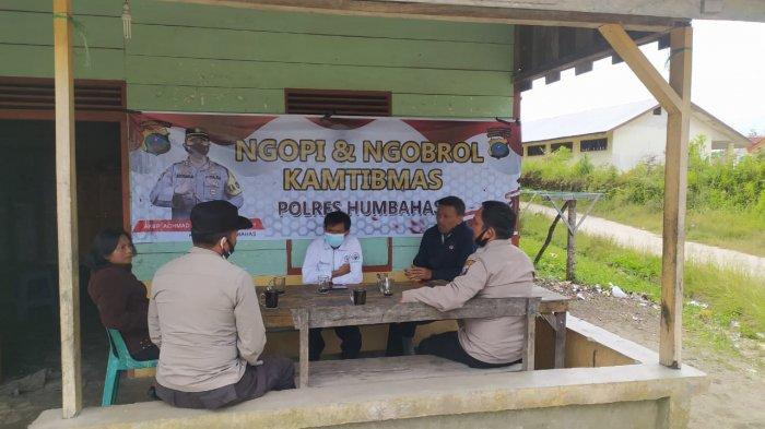 Antisipasi Gangguan Kamtibmas Polsek Pollung Ngopi Bareng Warga