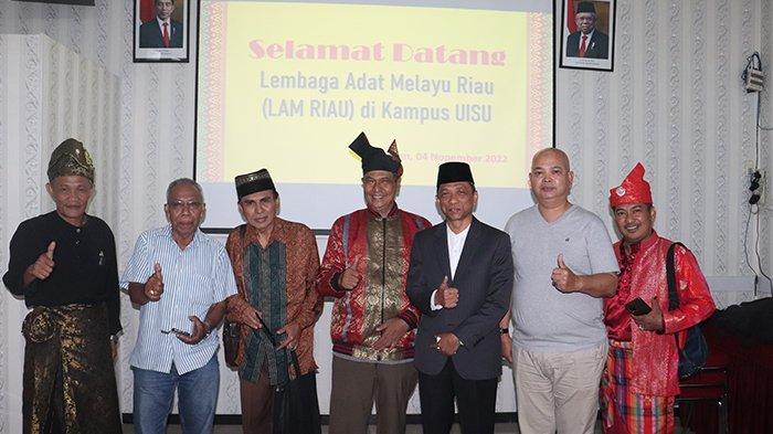 LAM RIAU dan Bengkalis Silaturahmi ke UISU, FKIP Terima Koleksi Buku ...