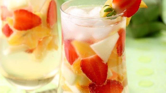 Resep Fruit Squash, Minuman Super Segar Bertabur Buah yang Cocok ...