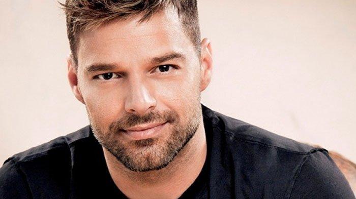 Penyanyi Top Ricky Martin Diancam 50 Tahun Penjara, Kasus Inses ...
