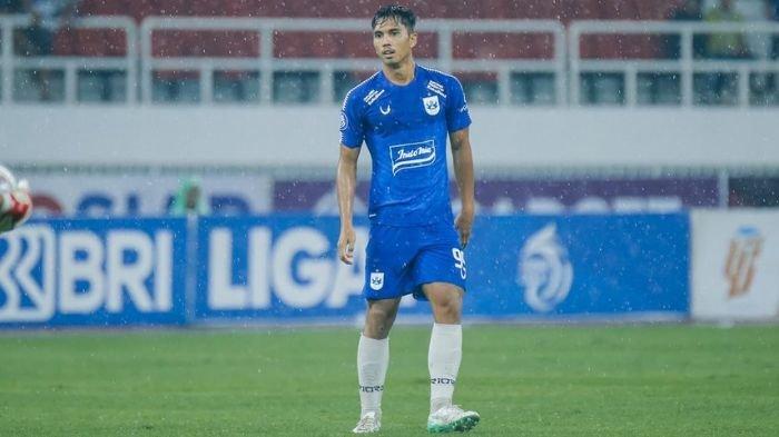 Profil Rizky Dwi Pangestu, Pemain Persebaya Surabaya degan Harga Pasar Rp 869,08 Juta - Tribun ...