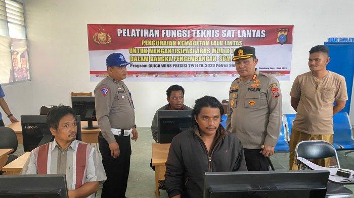 Ukur Kejujuran Anggota dan Budayakan Anti Korupsi, Kapolres Simalungun Sidak Satpas - Tribun ...