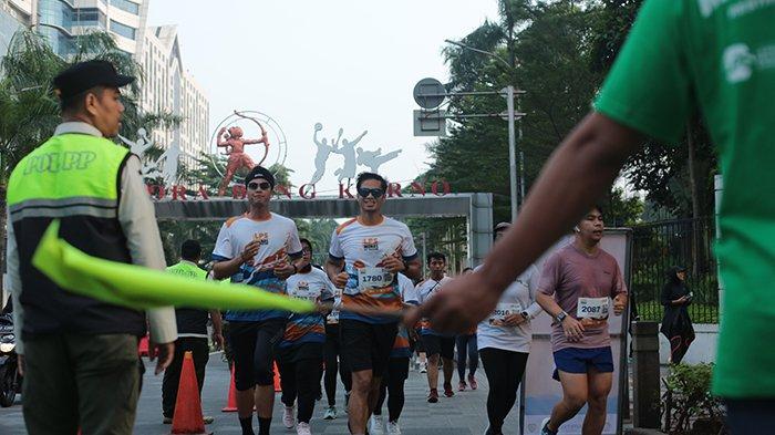 Keseruan Warga dan Komunitas Lari Siapkan Diri dalam Run the City ...