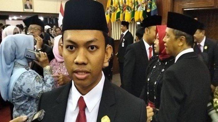 TABIATNYA di Kampus Terkuak, Rizqi Iskandar Anggota DPRD Jateng Termuda Akui Sering Bolos Kuliah ...