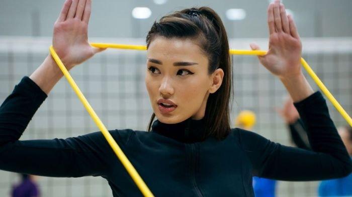 Profil Sabina Altynbekova, 'Bidadari Voli' yang Berasal dari Keluarga ...