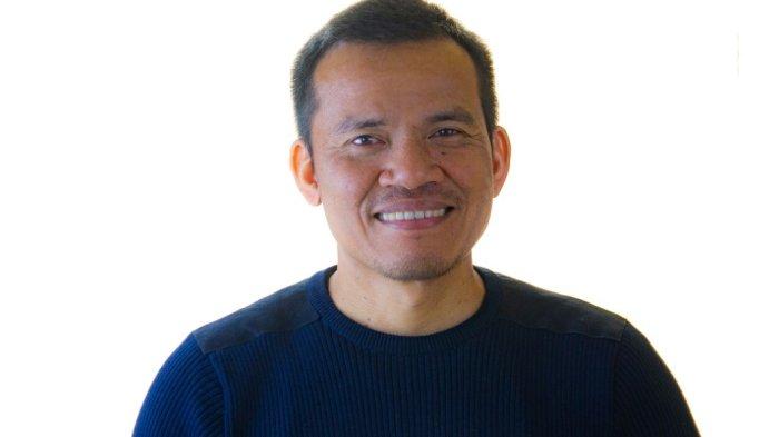 SOSOK Saurlin P Siagian, Akademisi dan Aktivis Asal Medan, Kini ...