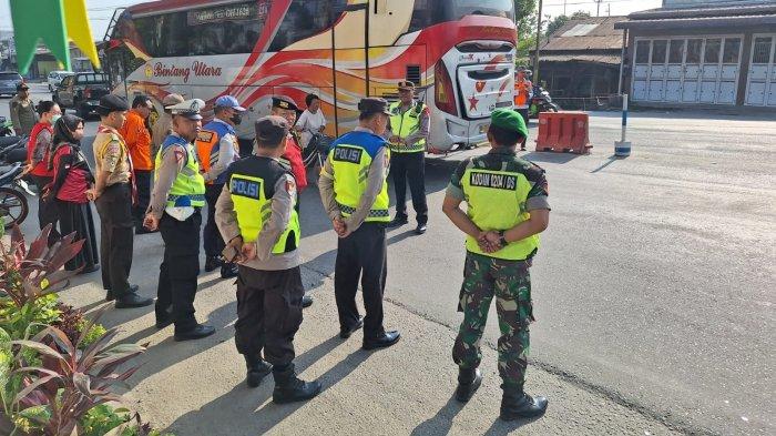 Operasi Ketupat Toba, Polres Tebingtinggi Siagakan Petugas Antisipasi Kemacetan di Pos Simpang ...