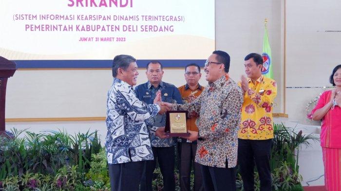 Guna Ciptakan Tata Kelola Pemerintahan Baik, Wabup Deliserdang Launching Aplikasi Srikandi ...