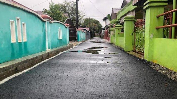 Pengaspalan Jalan di Gang Rumah Warga di Langkat Diduga Asal Jadi ...