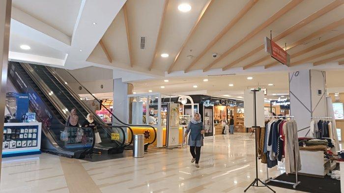 SUASANA Terkini Mall Center Point Setelah Segel Dicopot Pemko Medan ...