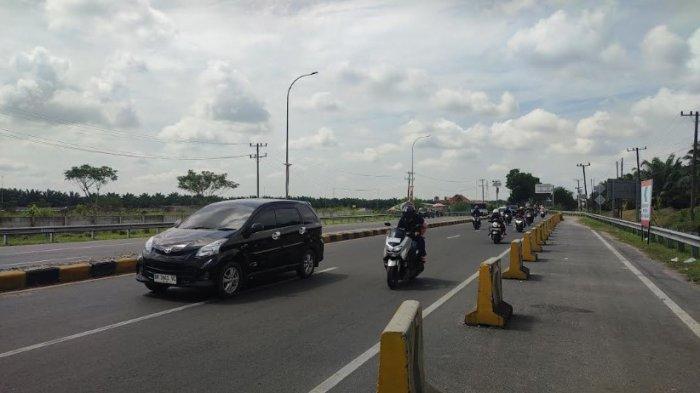 Suasana Arus Lalu Lintas Jalur Medan-Tebing Tinggi Hari Ini, Didominasi ...