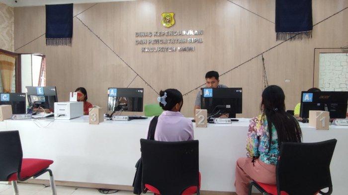 Proses Pelayanan di Dukcapil Dairi, Dalam 10 Menit Pelayanan Selesai ...