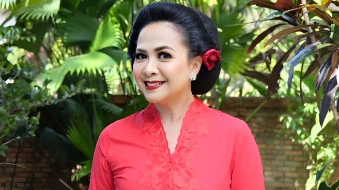 Profil Sundari Soekotjo, Legenda Penyanyi Keroncong yang Bergelar ...