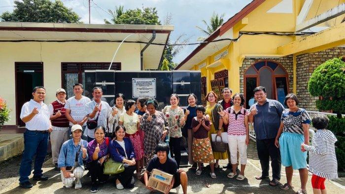 Gereja POUK TPL Berbagi Kasih, Kunjungi Sekolah Luar Biasa dan Panti ...