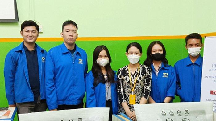 Tim PMM Mikroskil Kenalkan Aplikasi Figma dan Dasar Pemrograman Web di ...