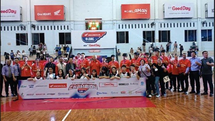 Basket Putra SMA Methodist 2 Medan Patahkan Gelar Juara Bertahan Sutomo ...