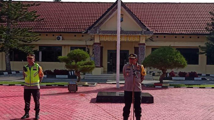 Wakapolres Toba Lepas Personel BKO ke Satuan Masing-masing Setelah Ops Lilin Toba 2022 - Tribun ...
