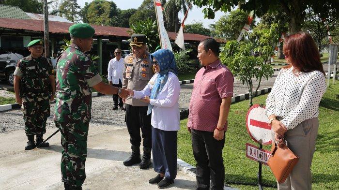 Wali Kota Siantar Hadiri Pisah Sambut Danrem Kolonel Inf Agustatius Sitepu - Tribun-medan.com