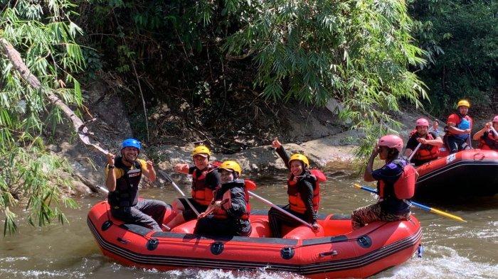 ASIKNYA Wisata Arung Jeram di Lata Rambung, Surga Tersembunyi di Bumi ...