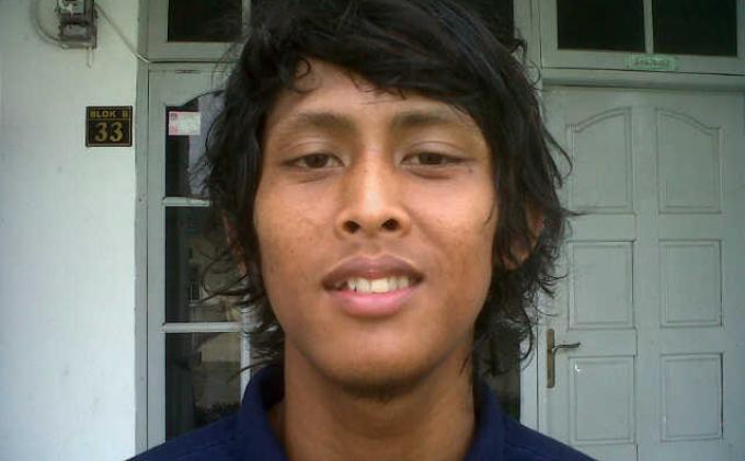 Patah Tangan, Agus Dicoret - Tribun-medan.com