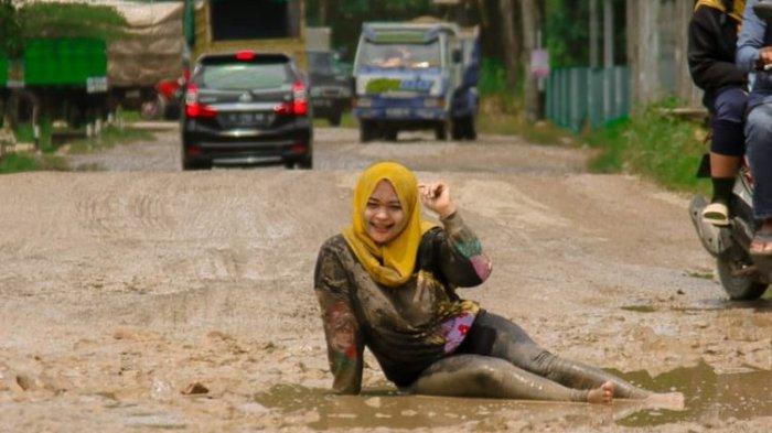 Ada 26 Km Jalan Rusak di Kabupaten Simalungun yang Belum Beres Dikerjakan - Tribun-medan.com