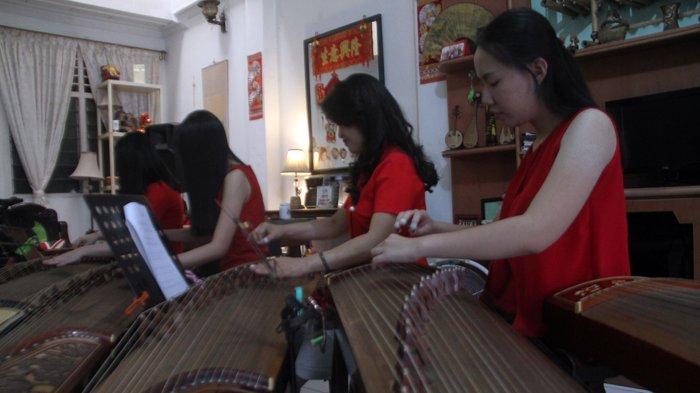 Cara Memainkan Kecapi dan Jenis-Jenis Kecapi Serta Sejarah Kecapi di ...