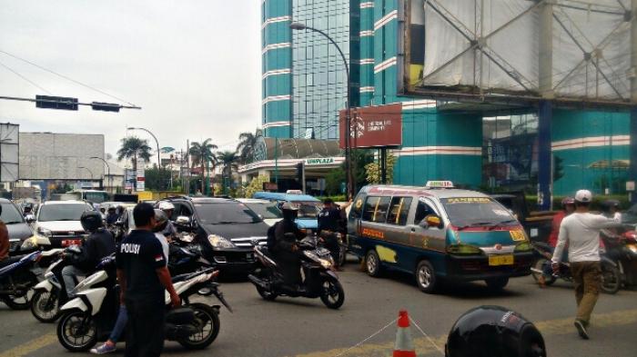 Jalan MT Haryono Sempat Macet Saat Rekontruksi Pembunuhan Digelar ...