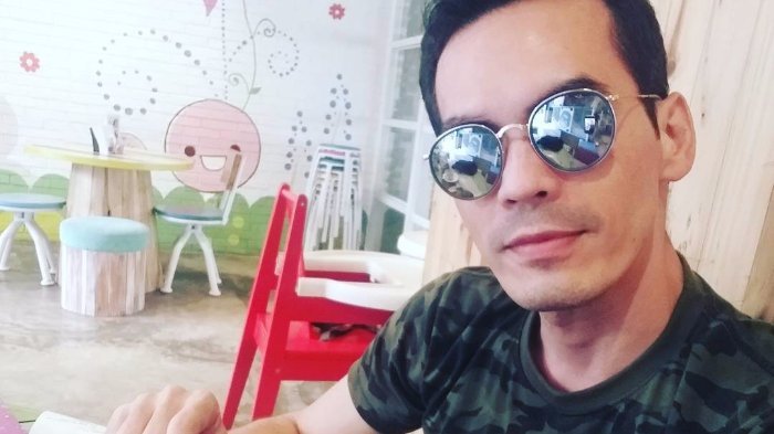 Atalarik Syah Kepergok Jalan Bareng Wanita Ini usai Resmi Menduda ...